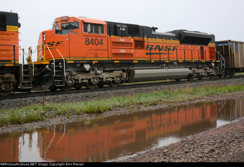 BNSF 8404